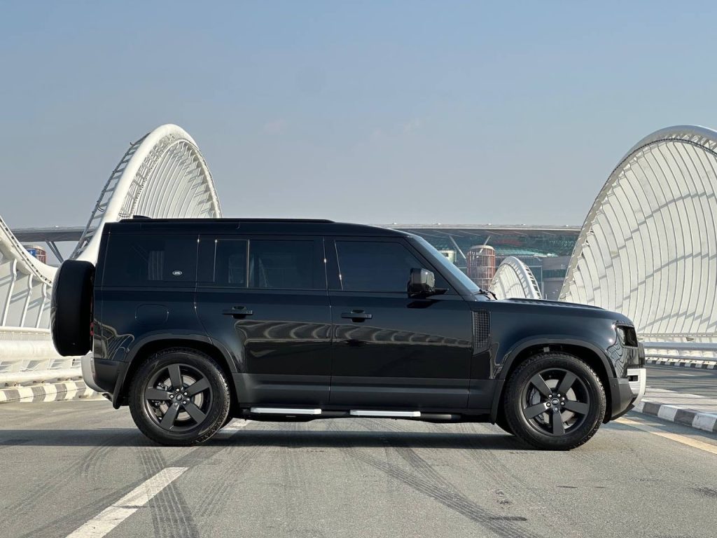 rent-land-rover-in-dubai-no-deposit-monthly-car-rental-uae